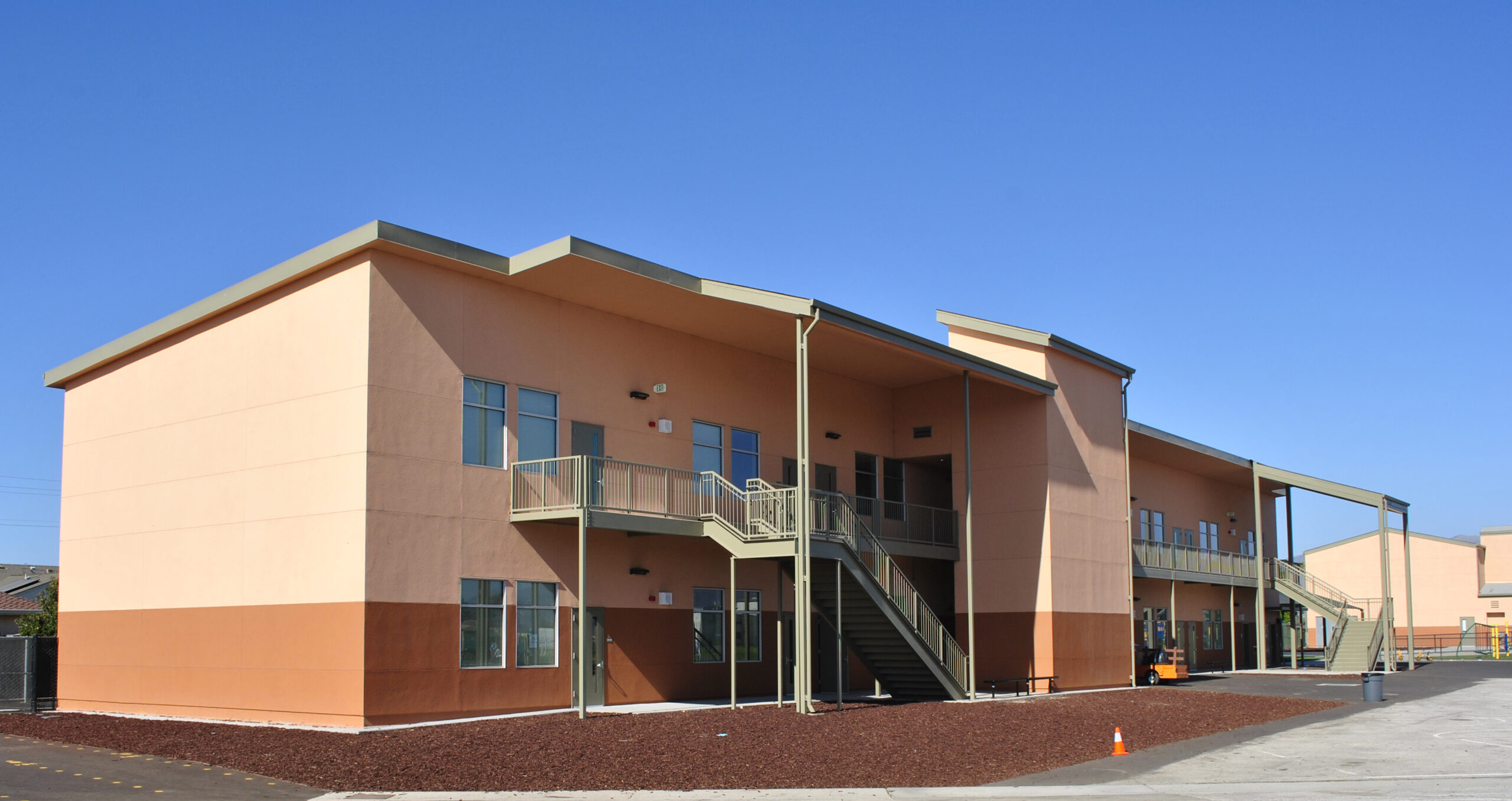 Fremont Elementary School 2-Story Modular Classroom Building - JL ...