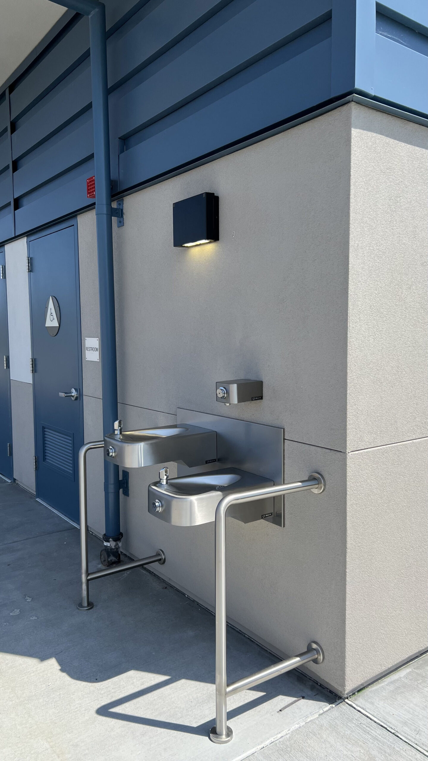 TK and Kindergarten Classrooms at Oscar Loya Elementary School - JL ...