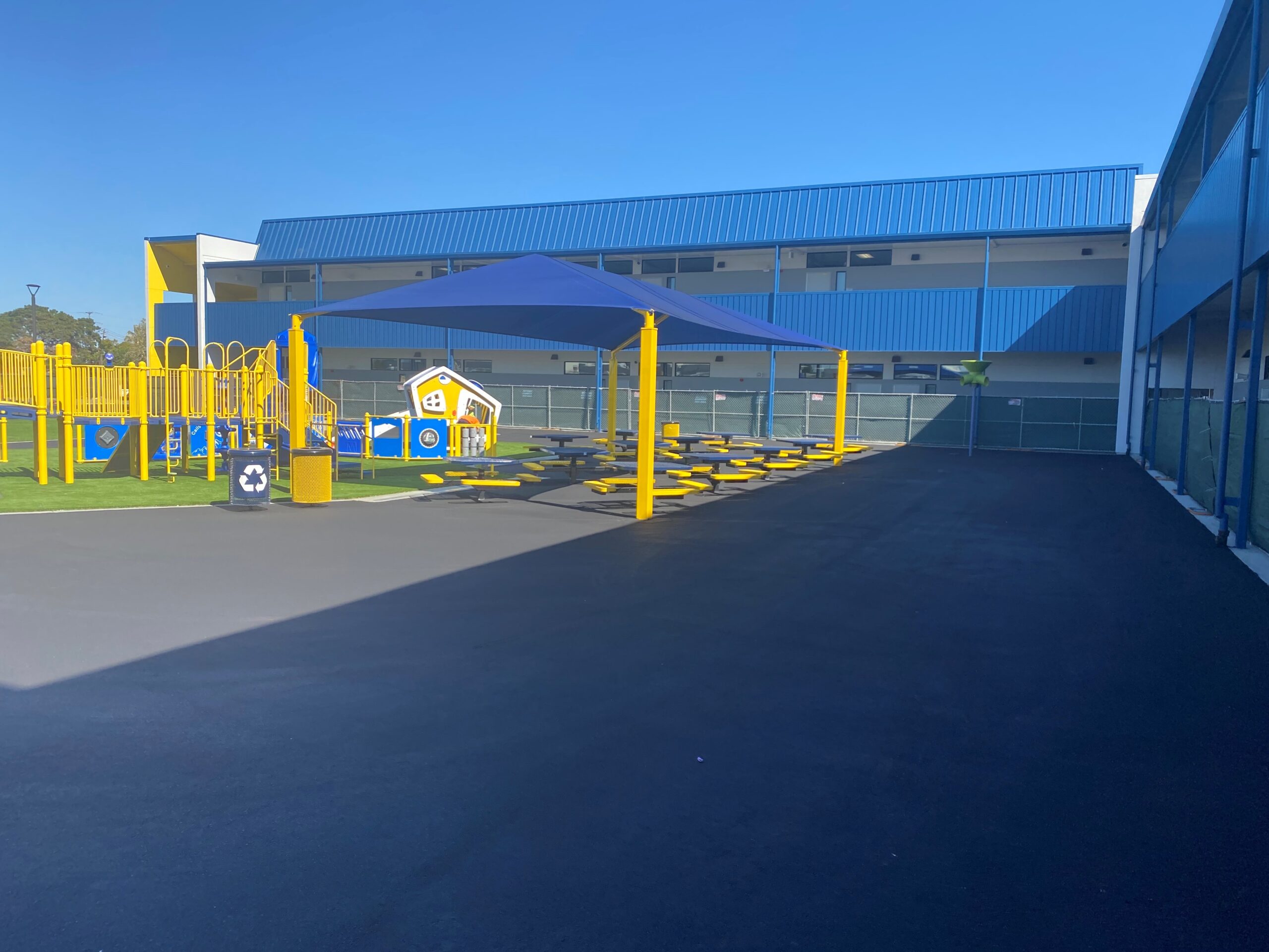 Los Medanos Elementary School Classroom Building - JL Construction