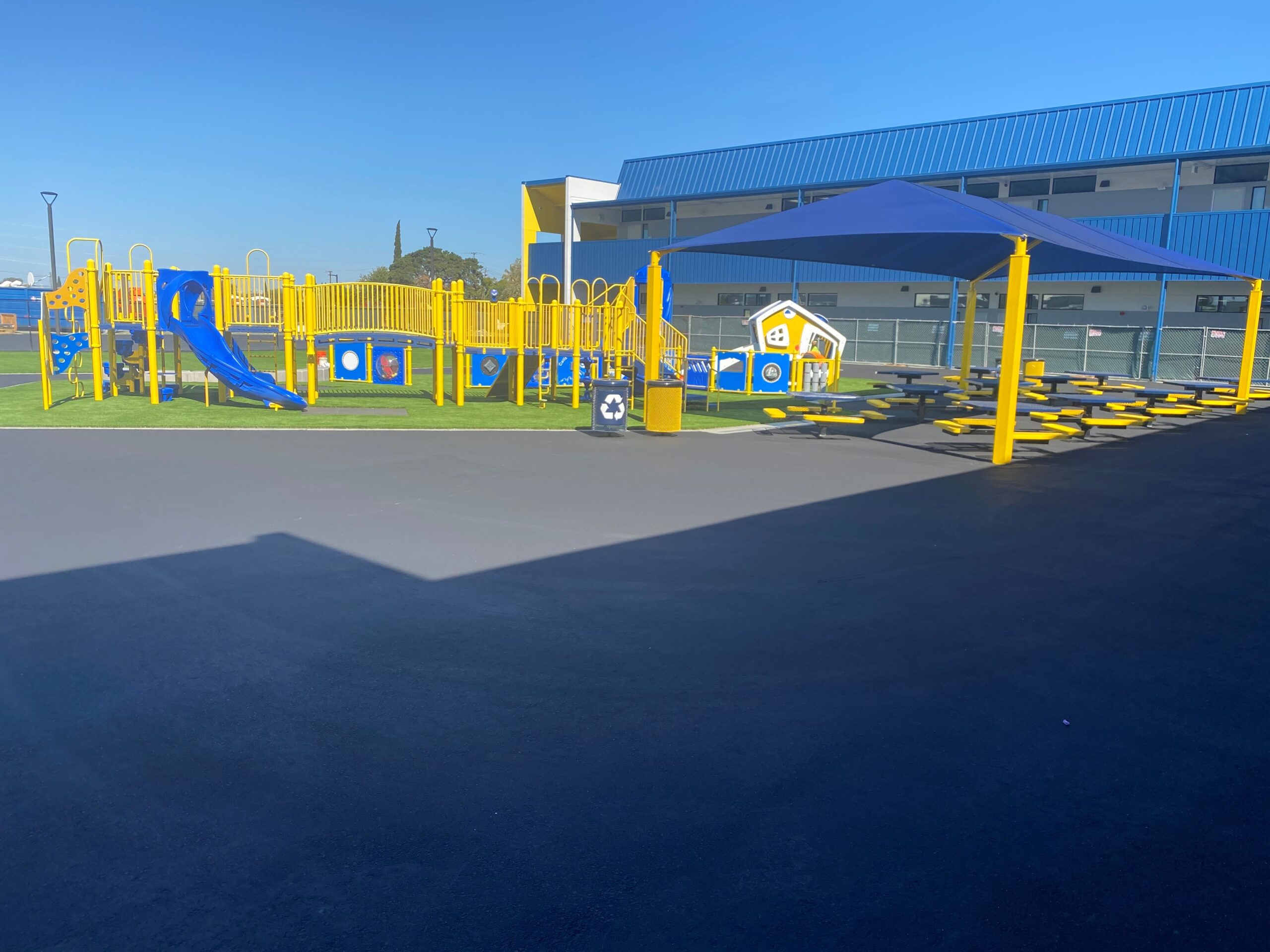 Los Medanos Elementary School Classroom Building - JL Construction