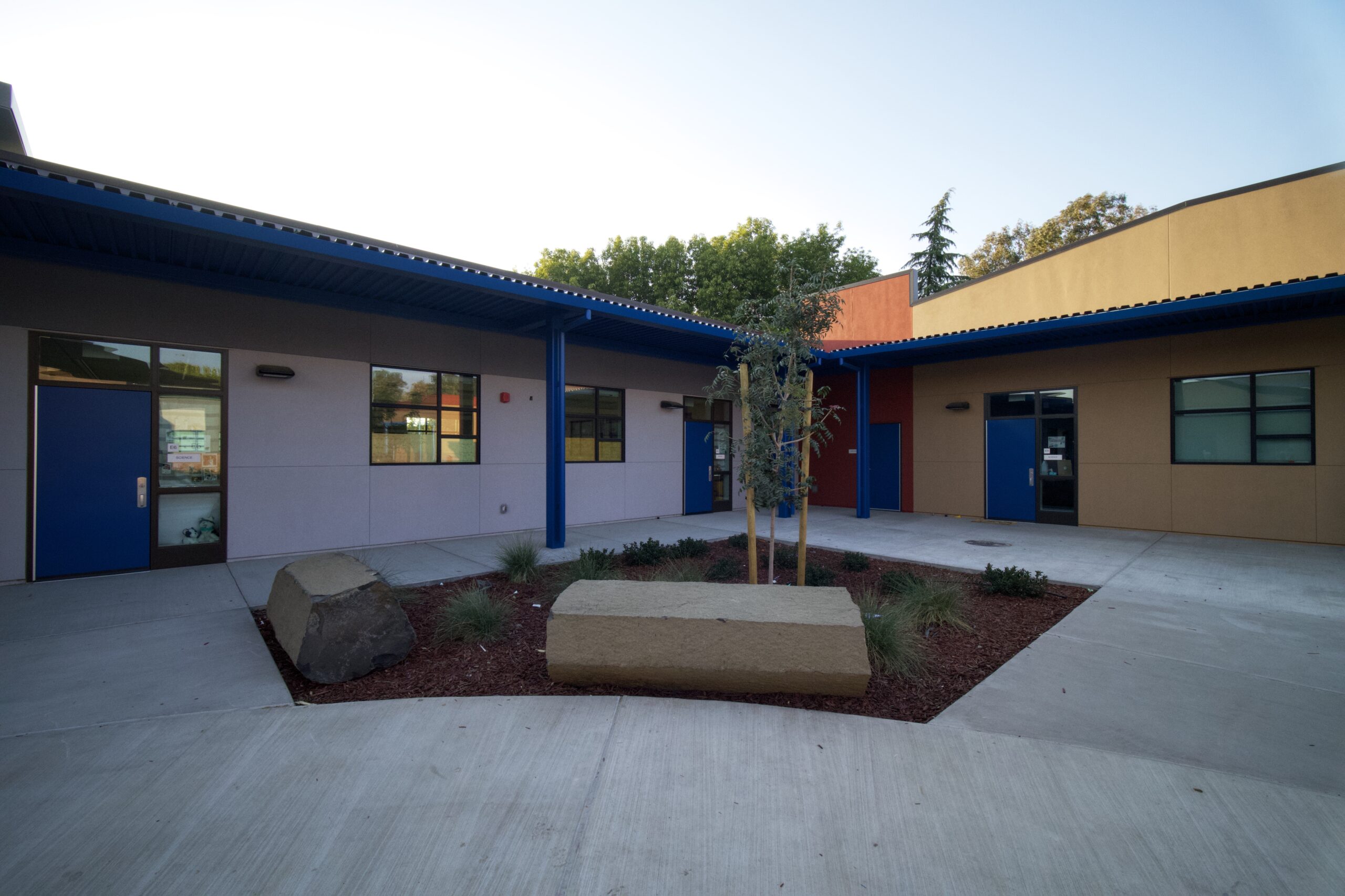 Hart Middle School Modular Science Building - JL Construction