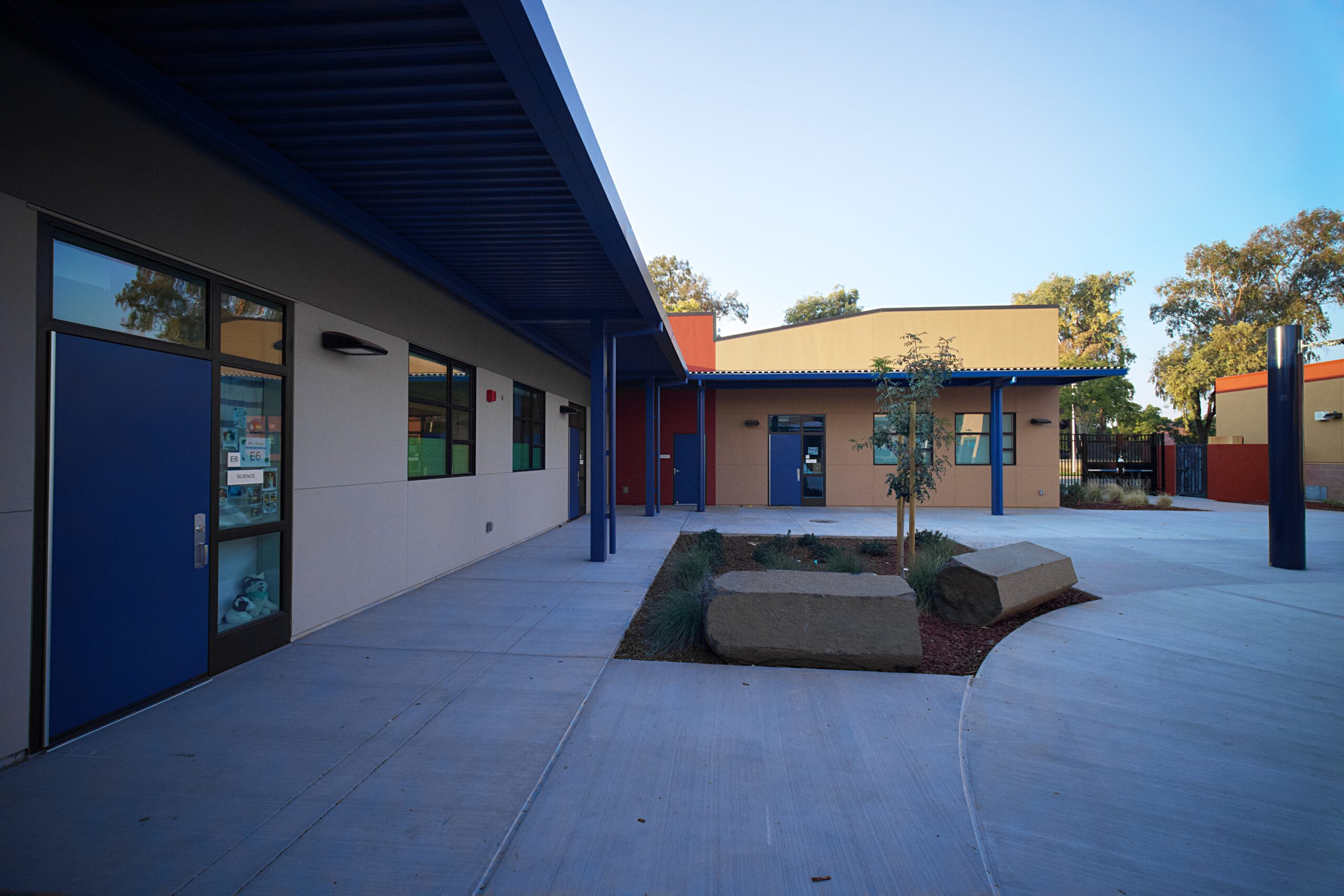 Hart Middle School Modular Science Building - JL Construction